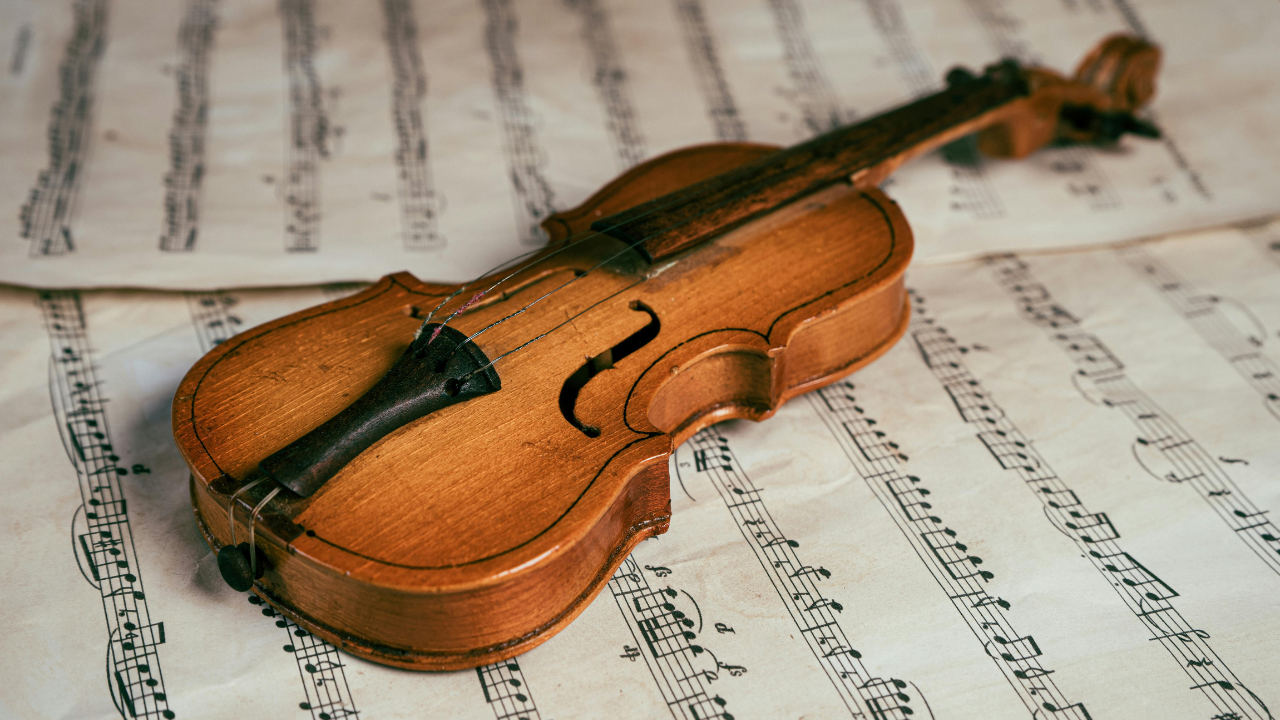 Top 5 Easiest Fiddle Tunes for Beginners to Learn Today